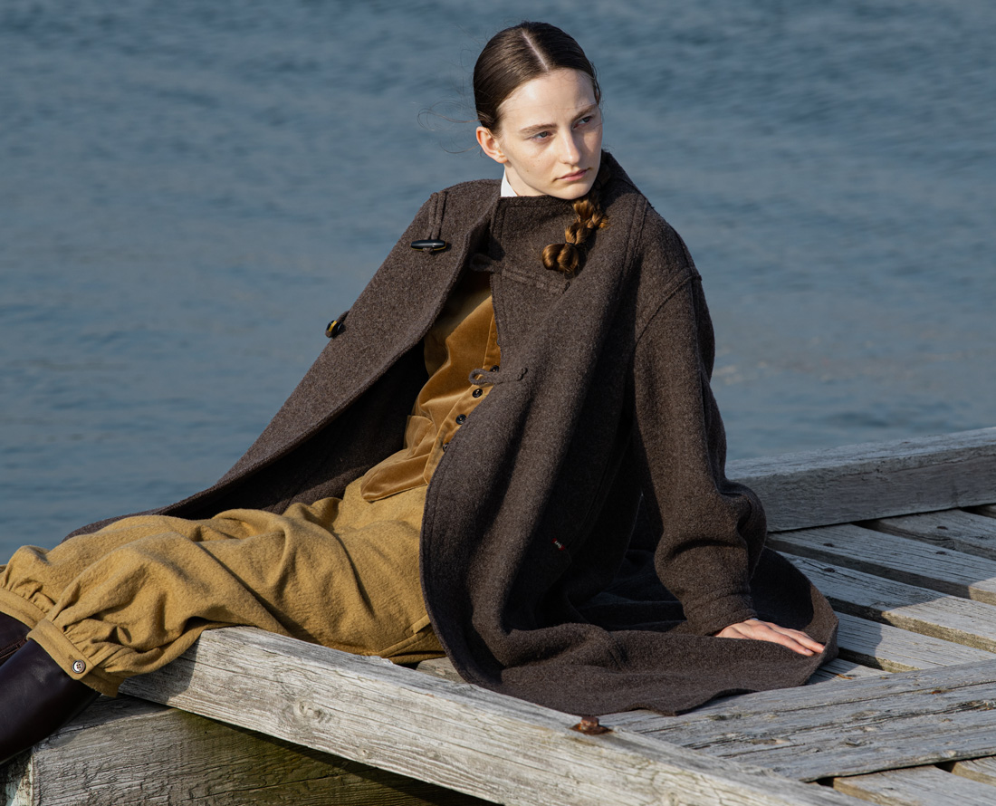 EIN 深圳市玮言服饰股份有限公司